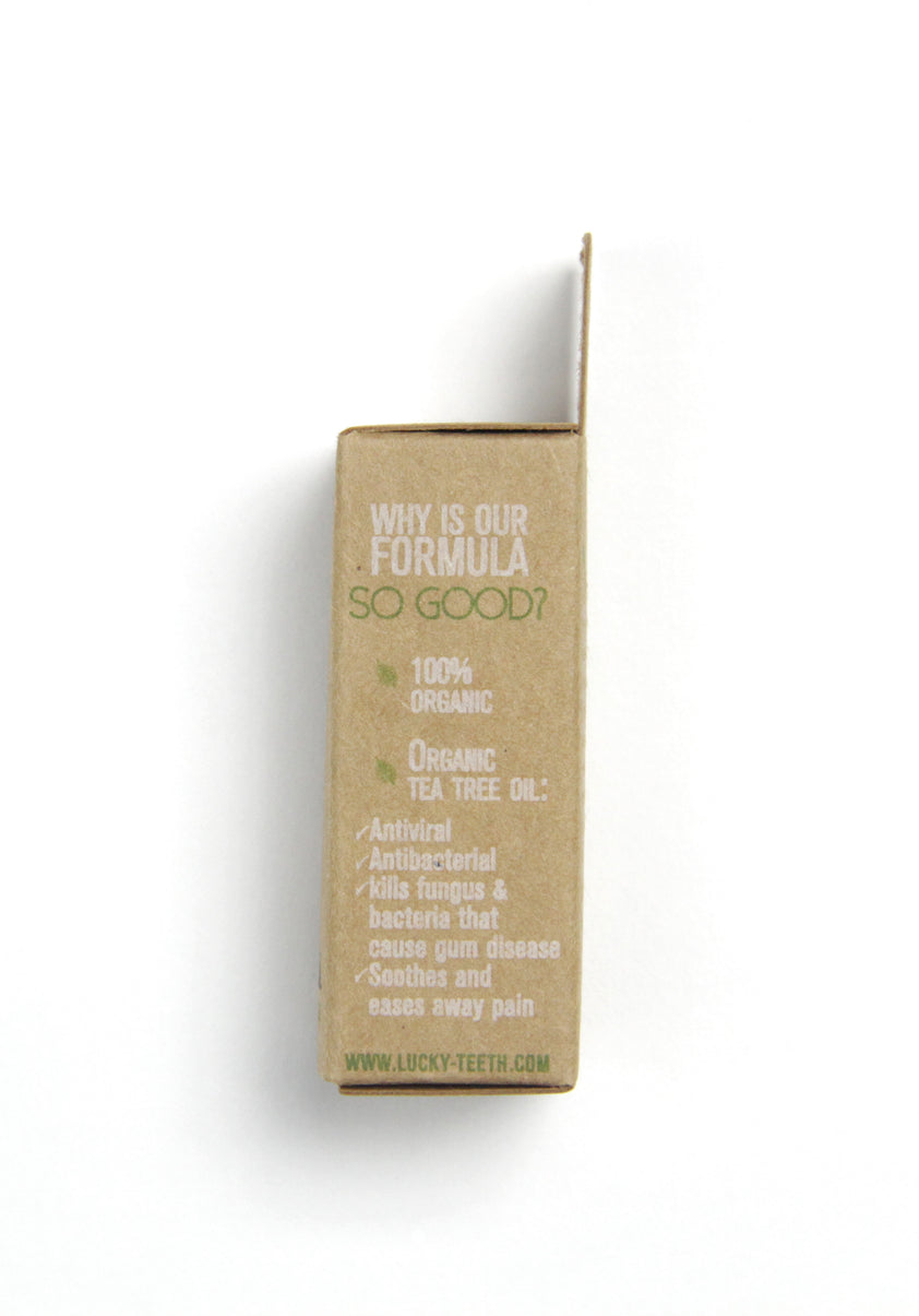 Organic Vegan Bamboo with Charcoal Floss - 30m | Lucky Teeth
